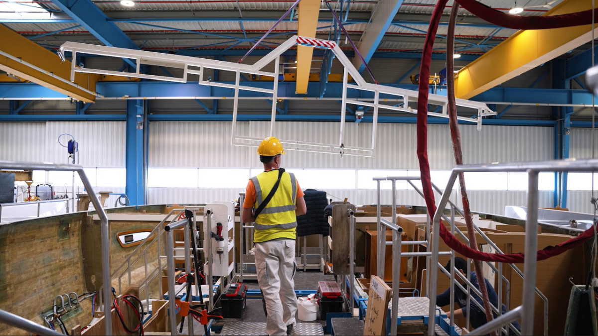 Interview with Philippe, employee of the Beneteau Group, working for ...