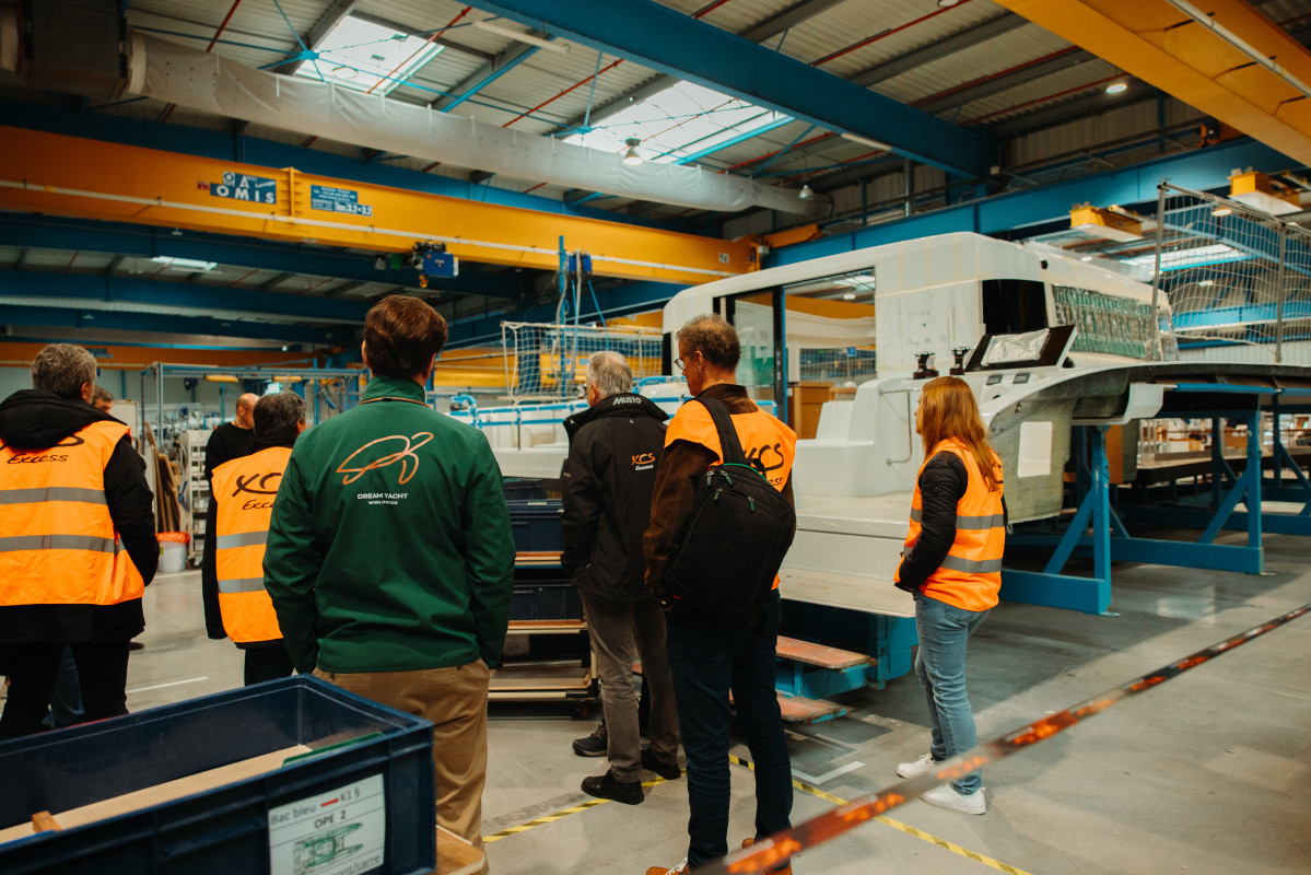 Enjoy the Factory Tour 2025 at the Poiré-Sur-Vie shipyard to discover ...